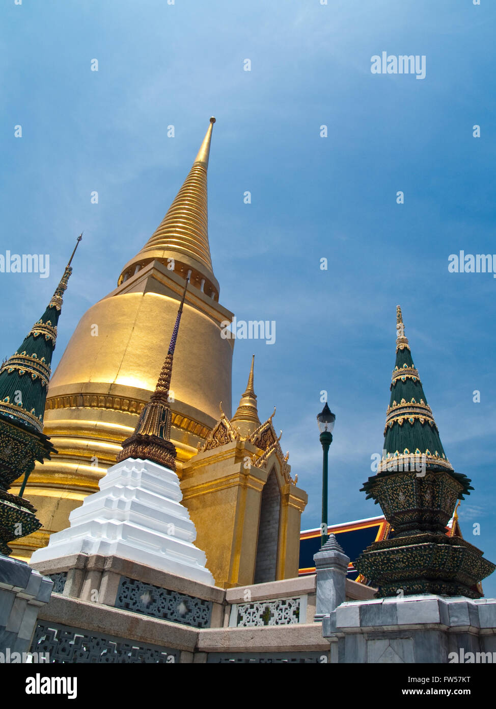 Ratana chedi hi-res stock photography and images - Alamy