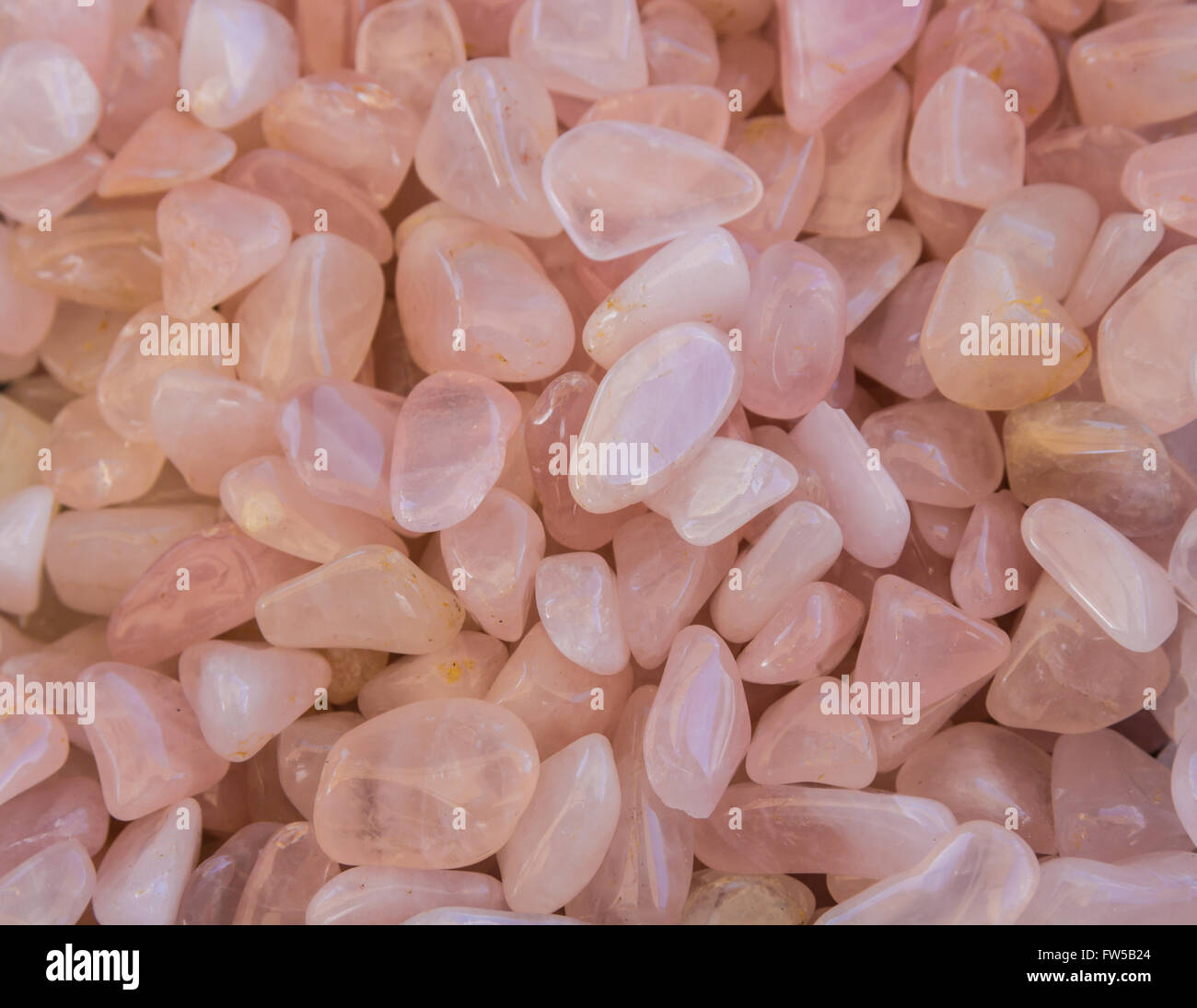 a pile of rose quartz stones Stock Photo - Alamy