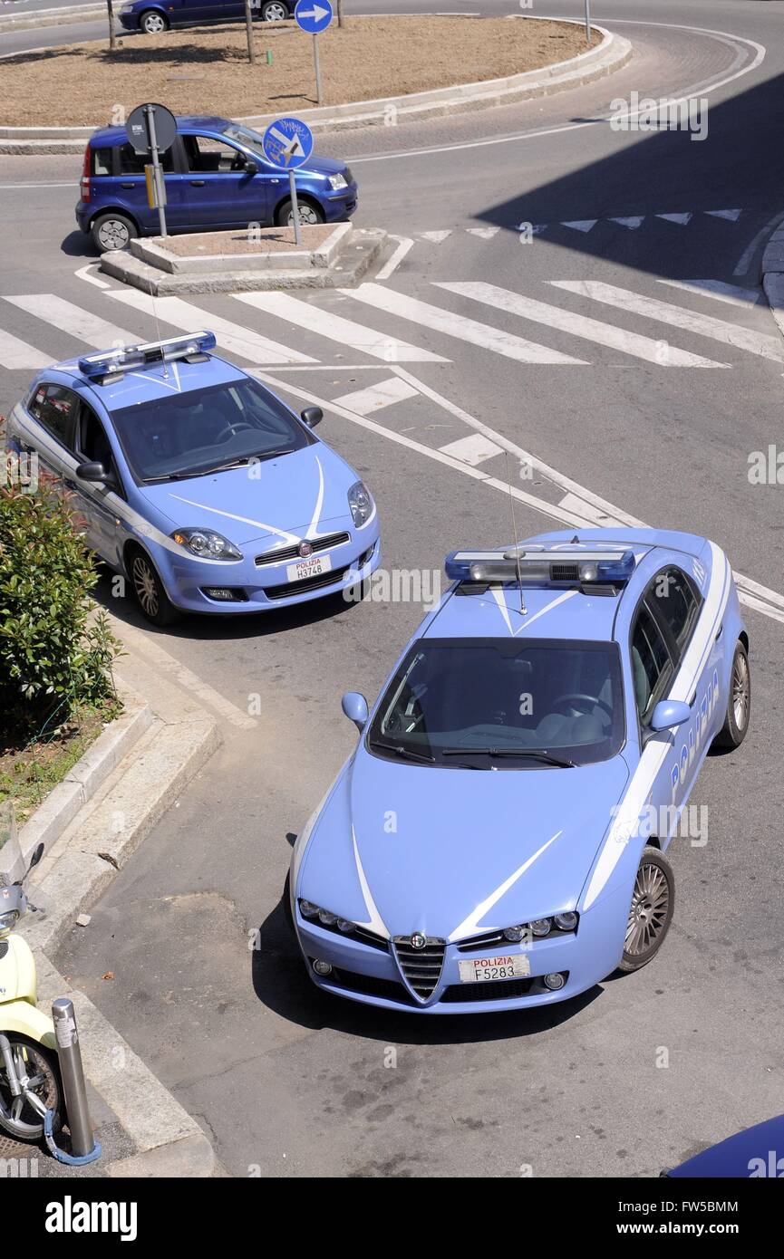 Alfa romeo italian police car hi-res stock photography and images - Alamy