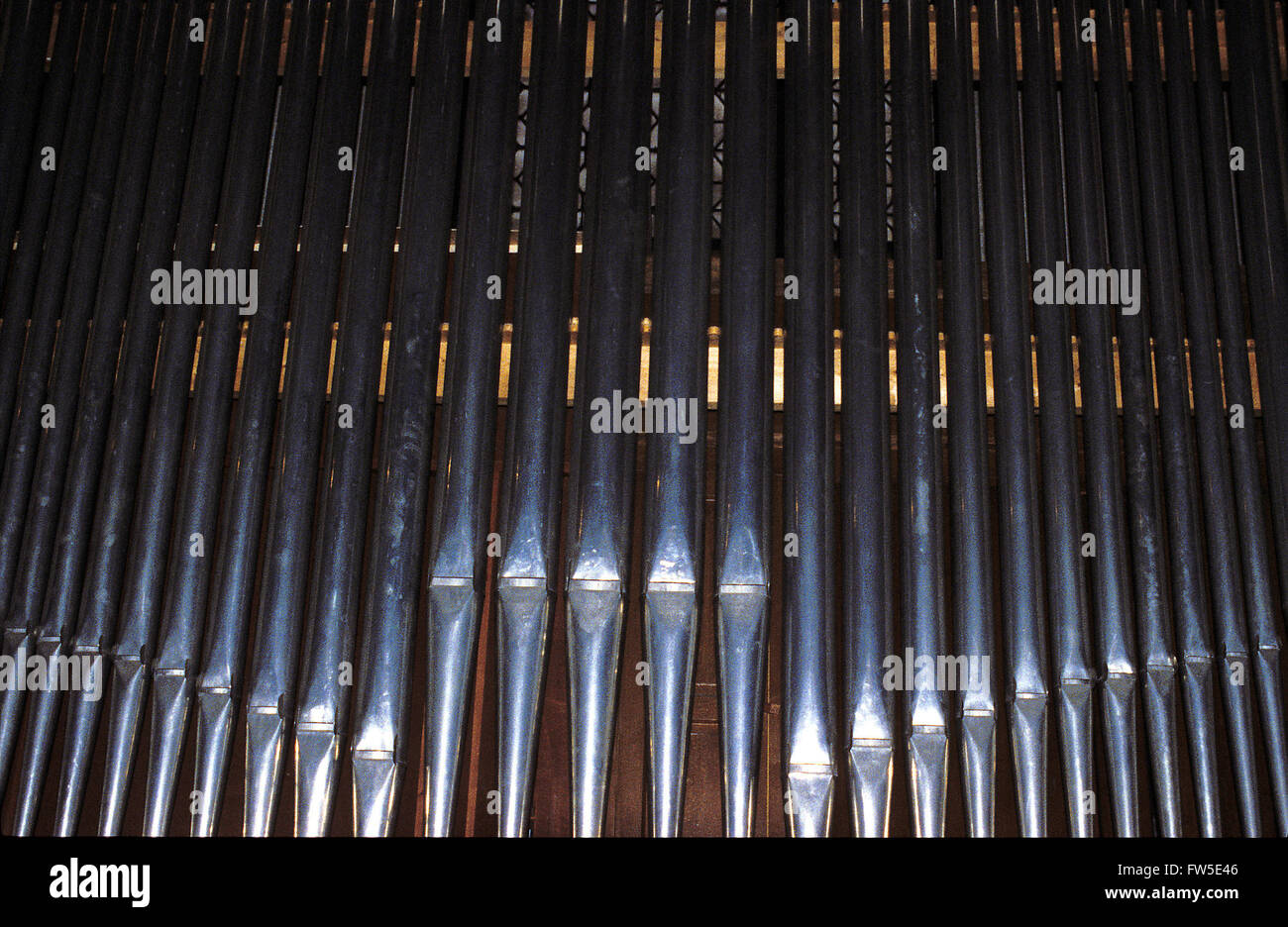 INSTRUMENTS - KEYBOARD - ORGAN Set of organ pipes (Paris, Ile de la ...