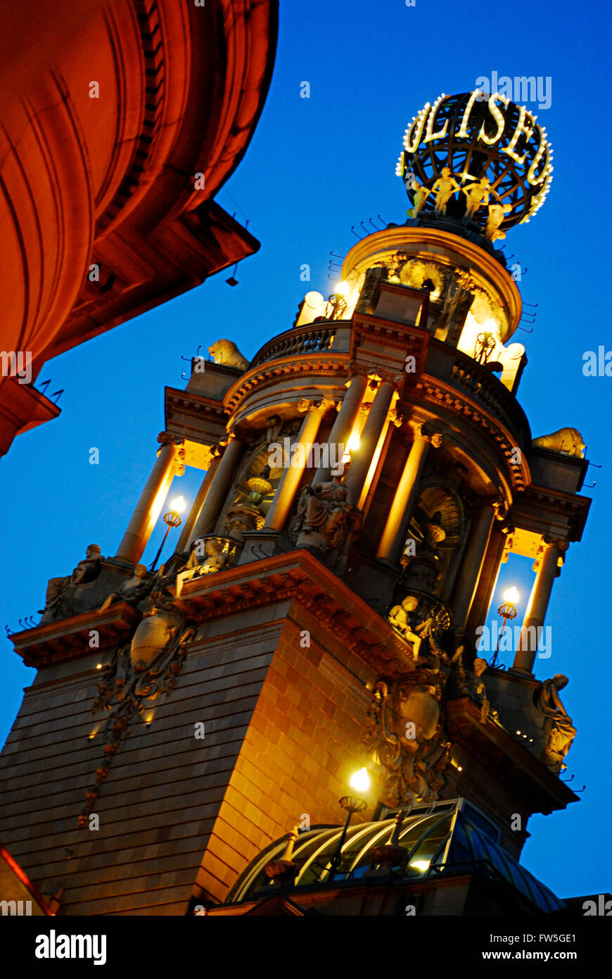 London Coliseum - exterior Stock Photo - Alamy
