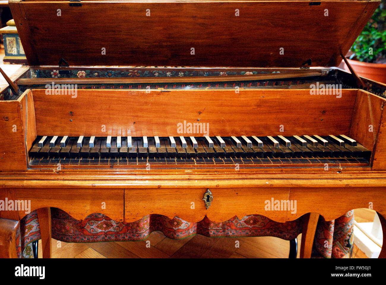 Clavicytherium or upright spinet hi-res stock photography and images ...