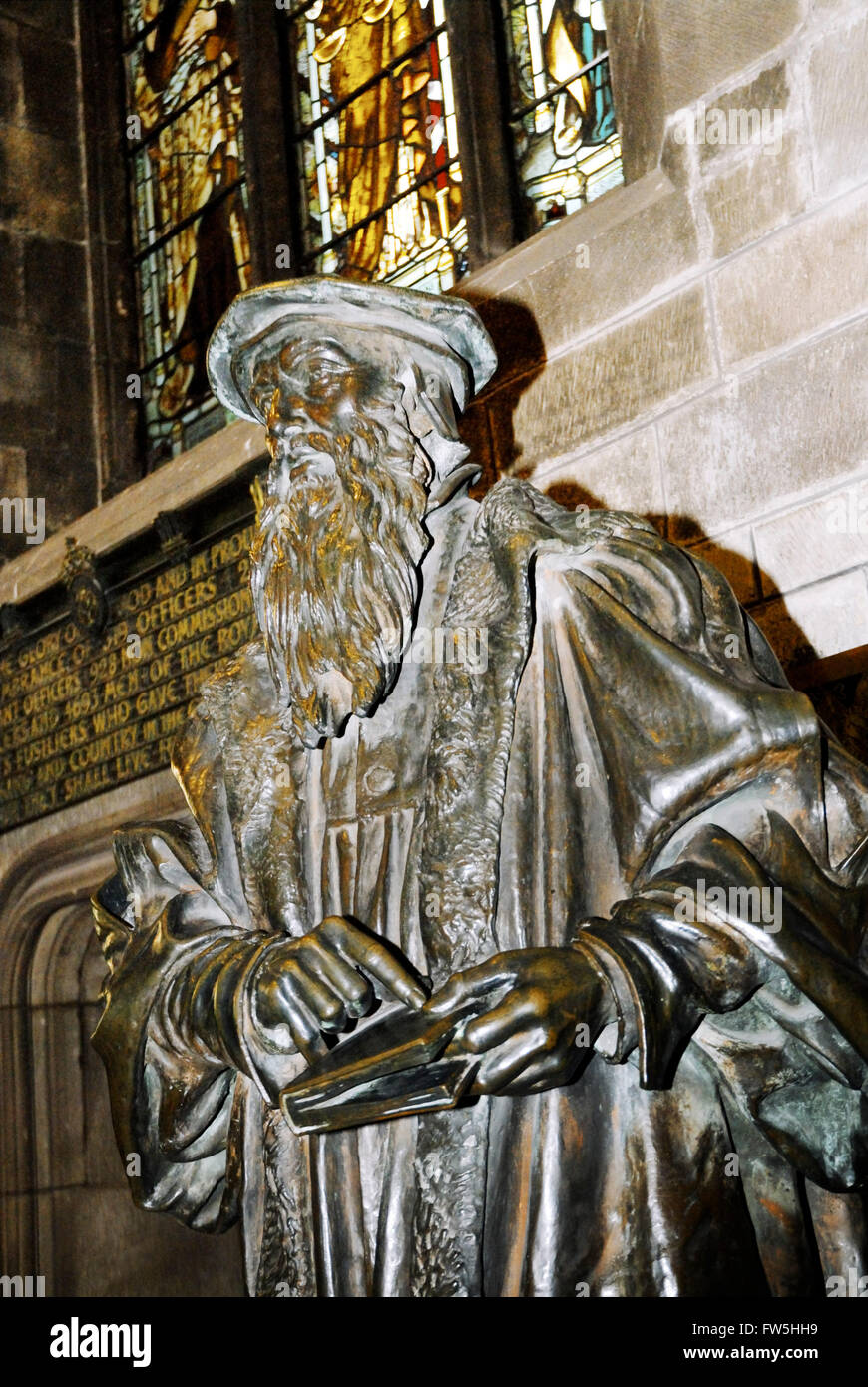 Statue of John Knox, religious reformer, Edinburgh, The Royal Mile, St ...