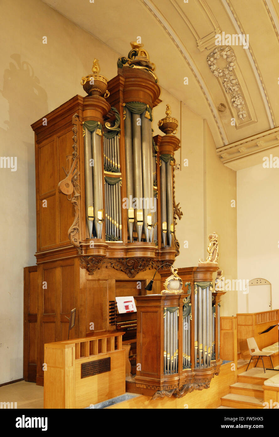 Eton College, Berkshire, Dutch 2 manual organ, Rotterdam 1773, rebuilt ...