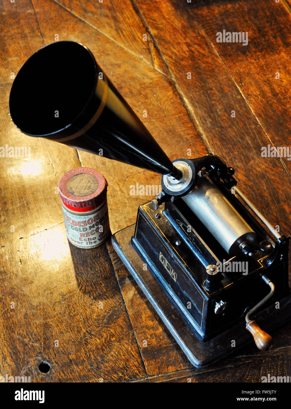 Phonograph cylinder edison hi-res stock photography and images - Alamy