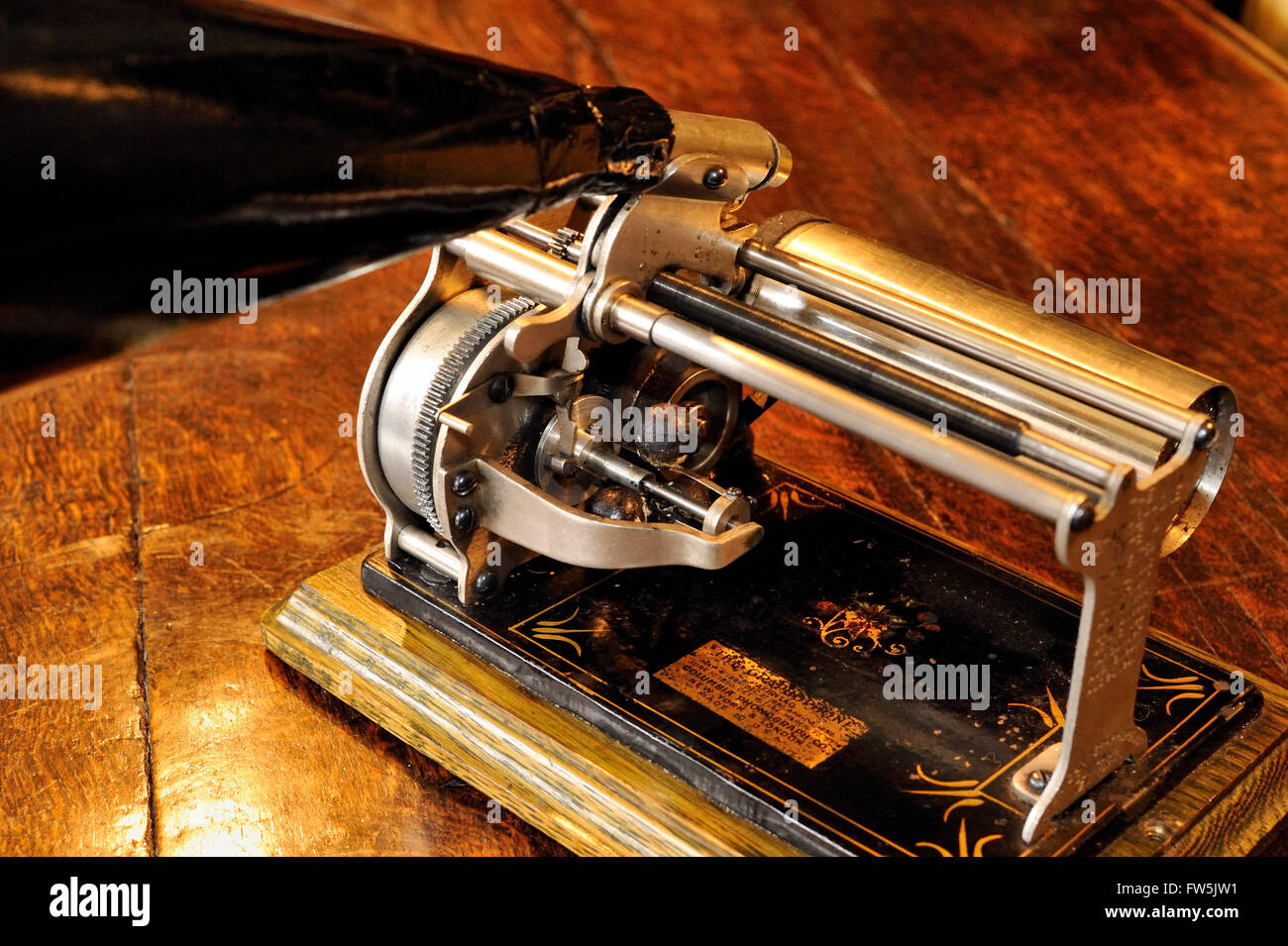 Graphophone' phonograph by Columbia Phonograph Company, New York and ...