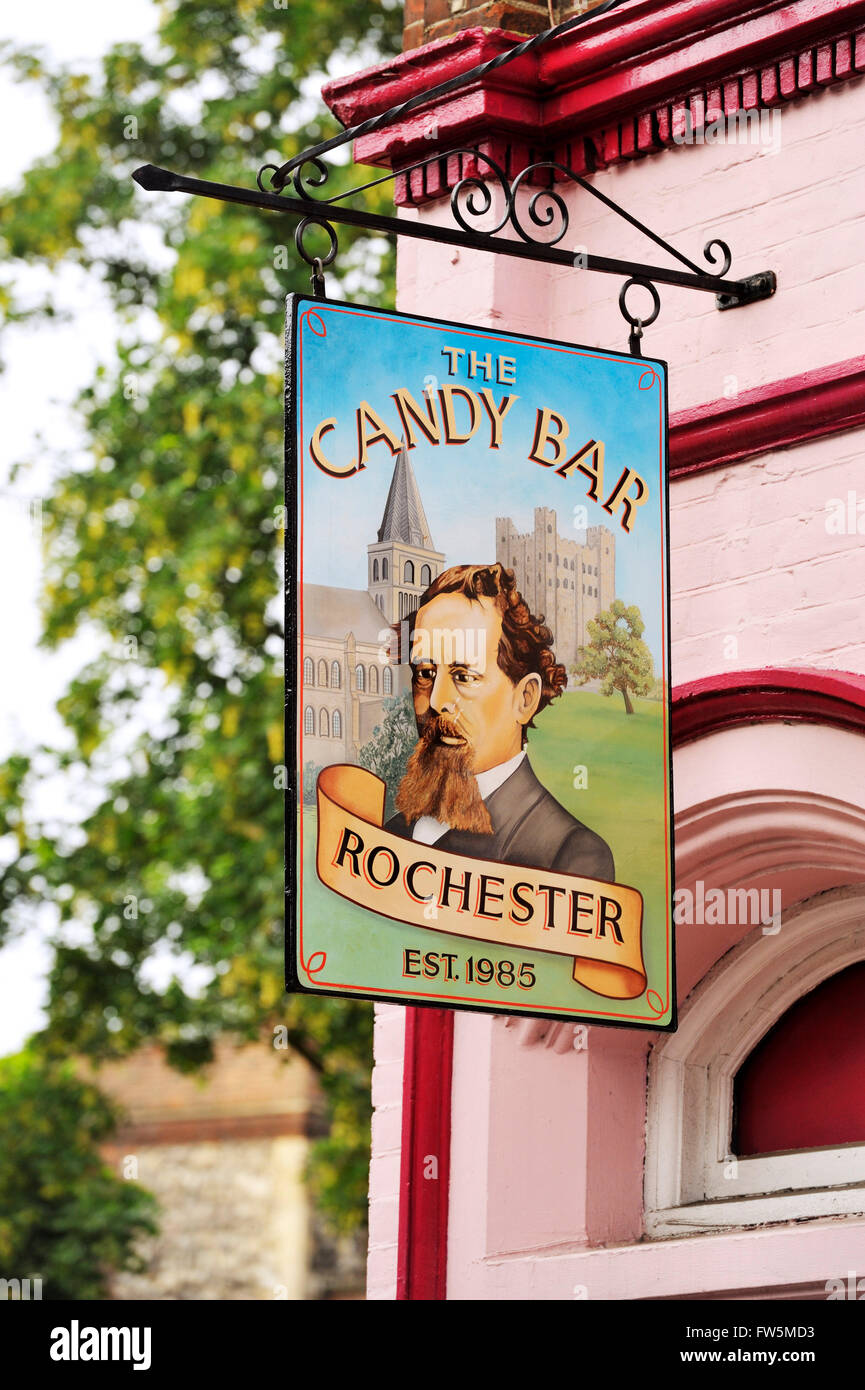 Rochester high street portrait hi-res stock photography and images - Alamy