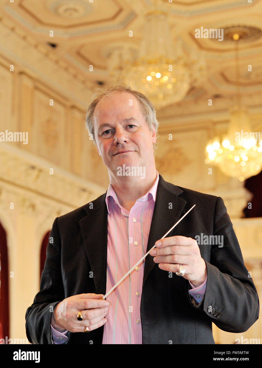 Choral society chorus hi-res stock photography and images - Alamy