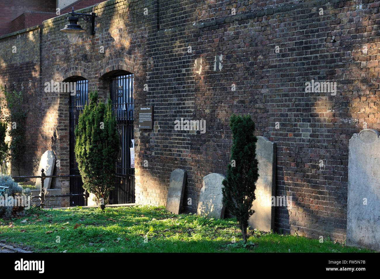 Marshalsea prison hi-res stock photography and images - Alamy