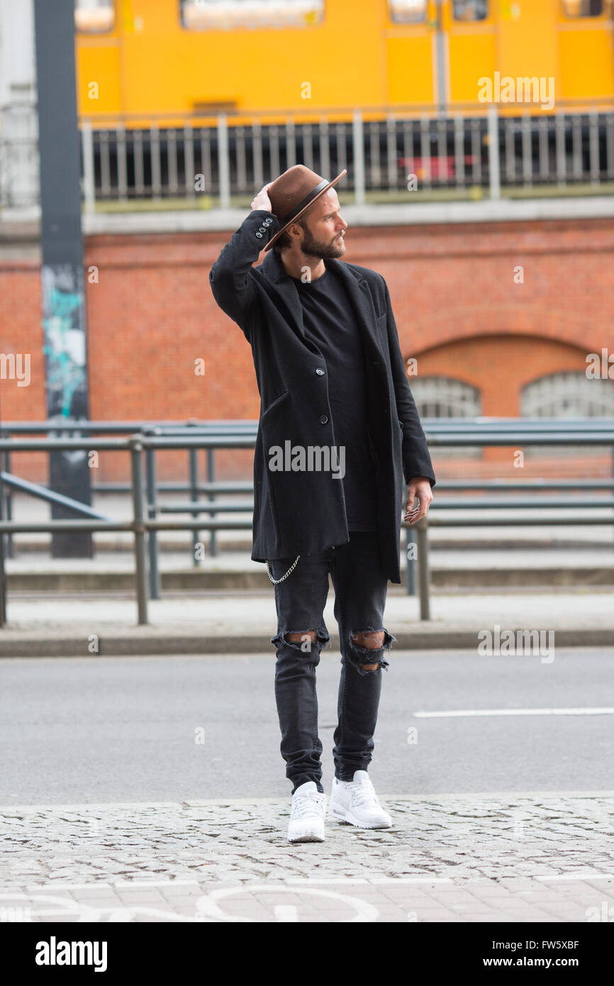 Finnish Recording Artist Niila, who now lives in Berlin, Germany, gives ...