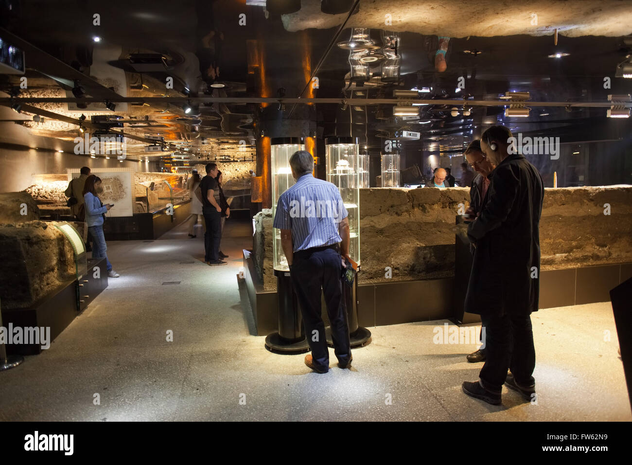 Rynek underground hi-res stock photography and images - Alamy