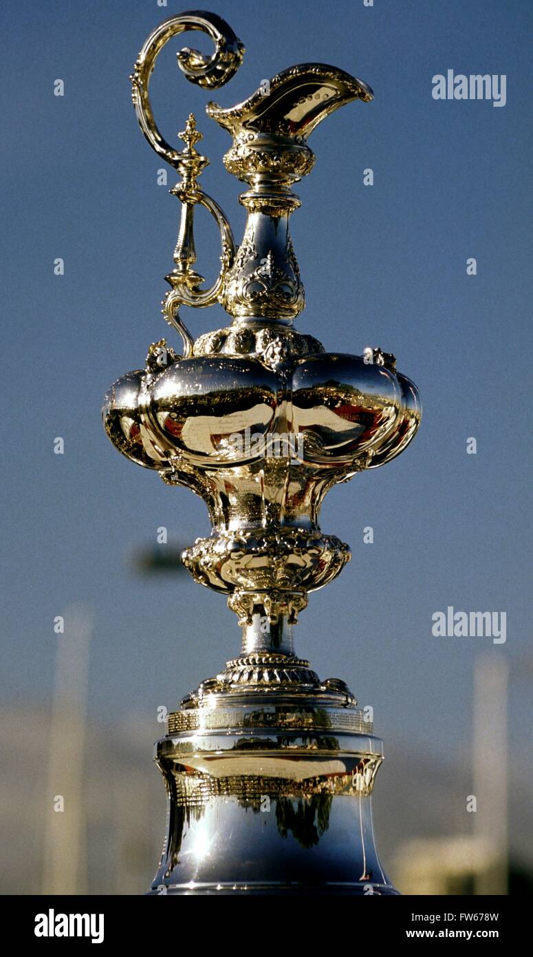 Mug trophy hi-res stock photography and images - Alamy