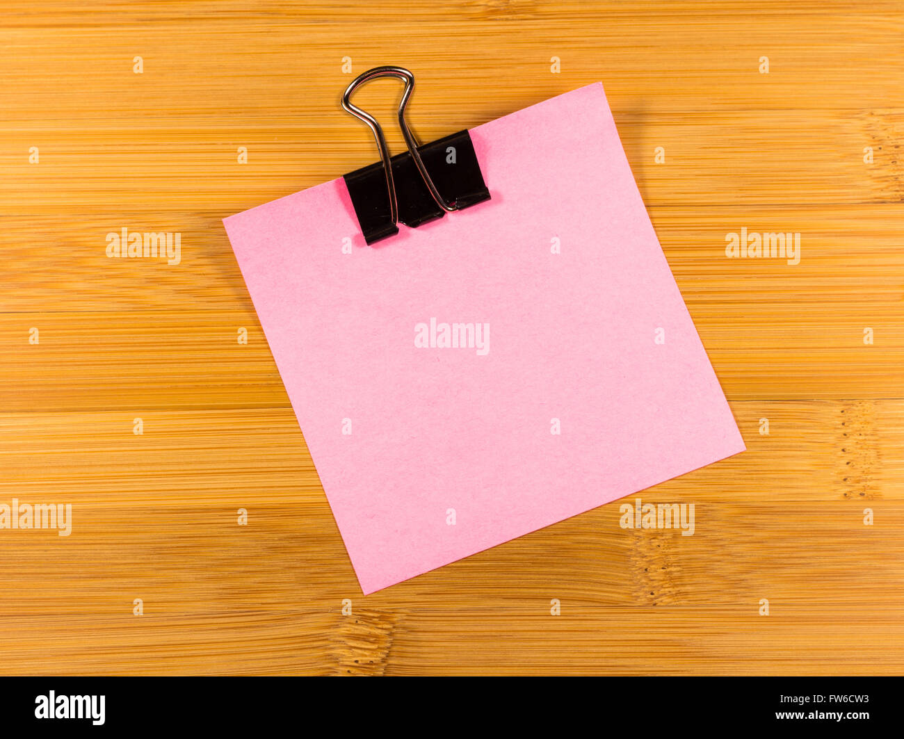 empty space for text sticky note on wooden background Stock Photo - Alamy