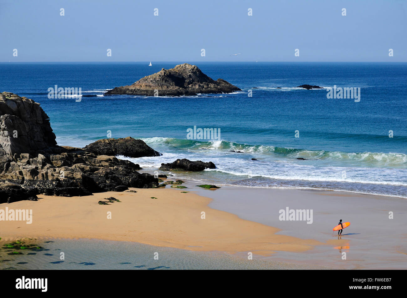 Beach on quiberon peninsula hi-res stock photography and images - Alamy