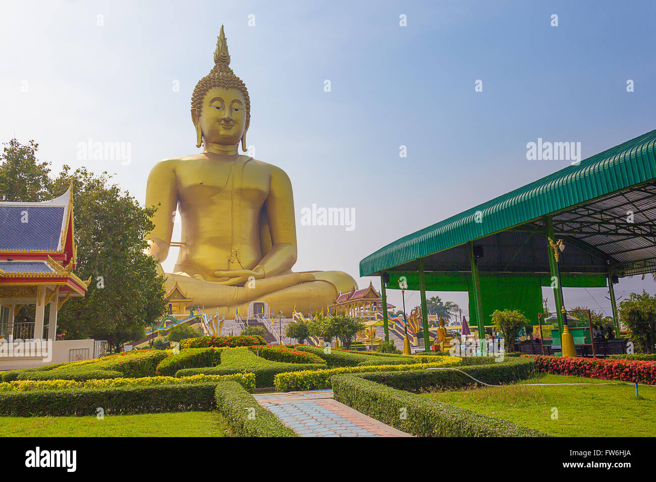 Big buddha statues hi-res stock photography and images - Alamy