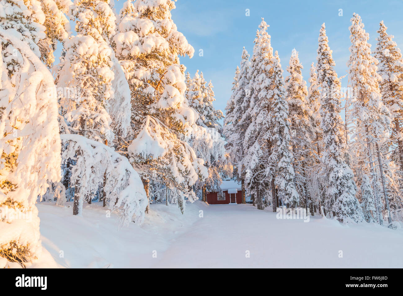 Sweden snow house sun not dalarna hi-res stock photography and images ...