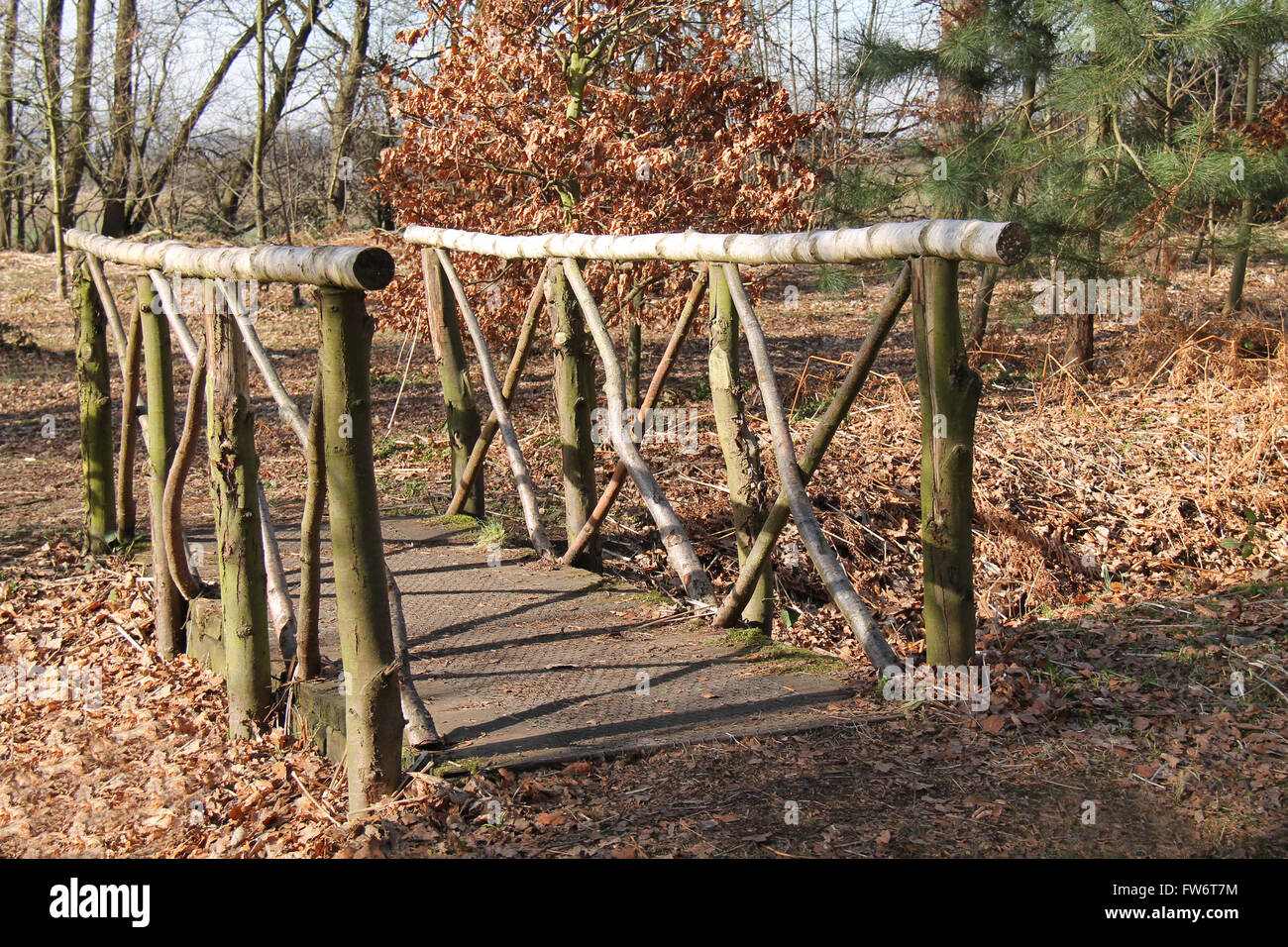 Bridge [river crossing] stream hi-res stock photography and images - Alamy