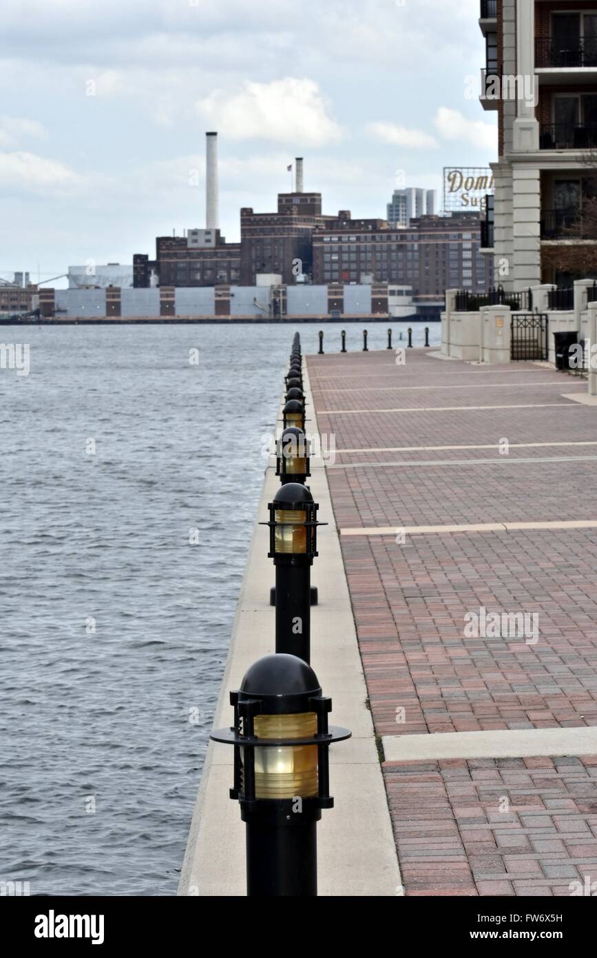 Baltimore harbor light hi-res stock photography and images - Alamy
