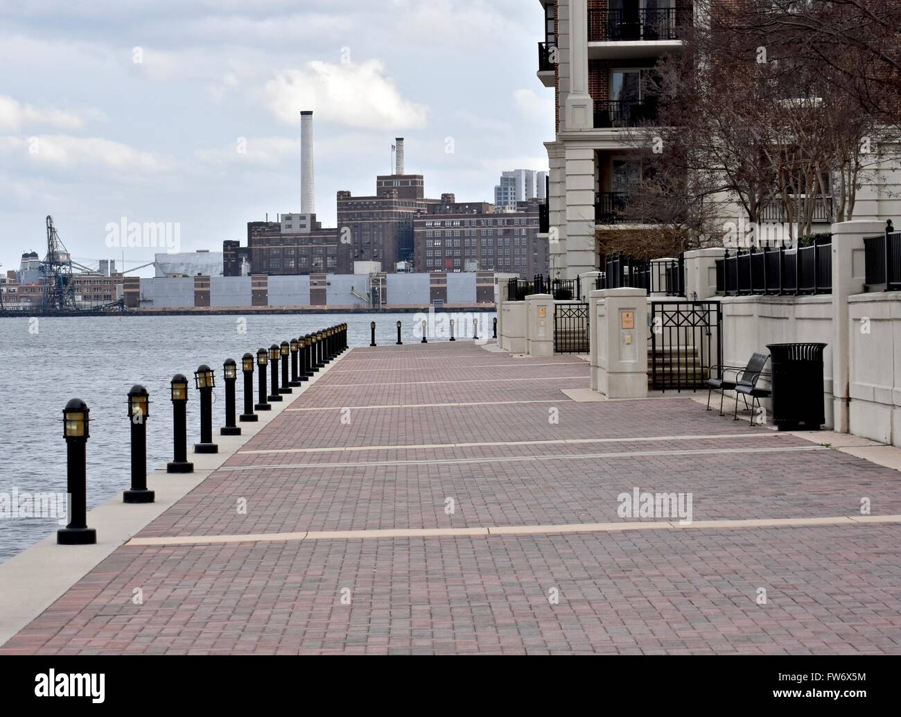 Baltimore harbor light hi-res stock photography and images - Alamy