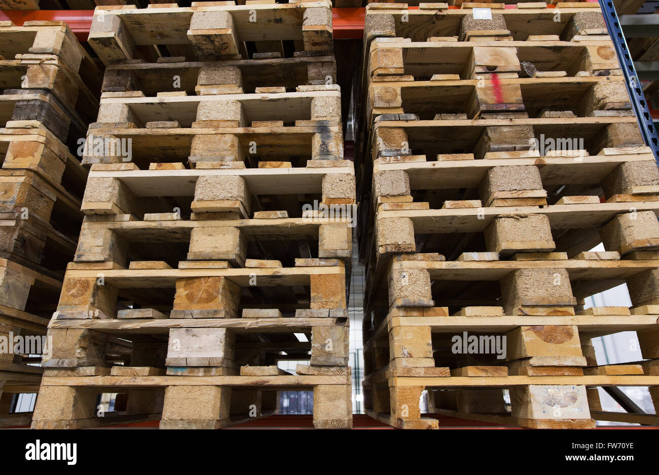 Cargo pallets hi-res stock photography and images - Alamy