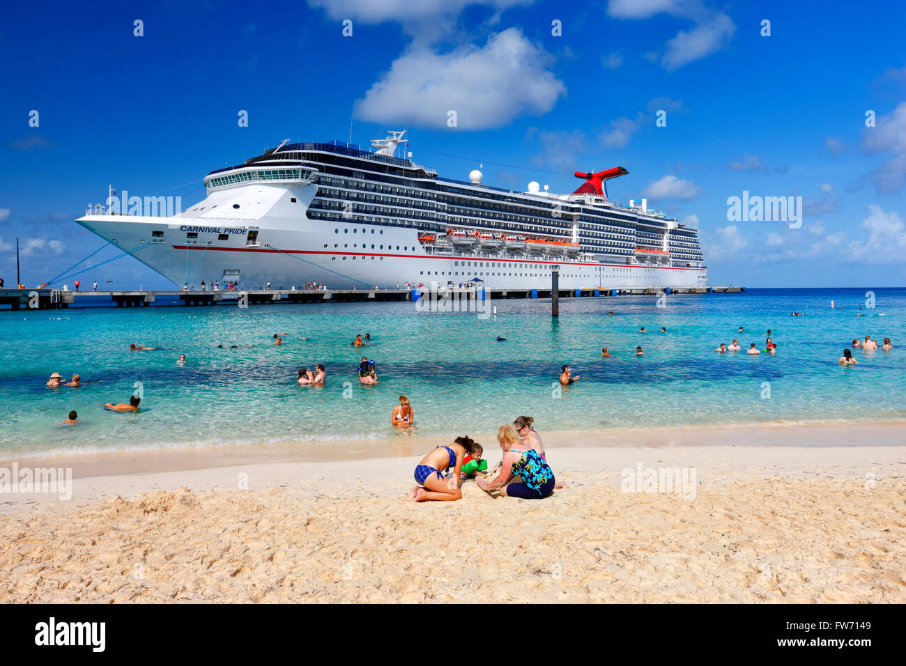 Beach and cruise line ship in Grand Turk Turks and Caicos Islands Stock ...