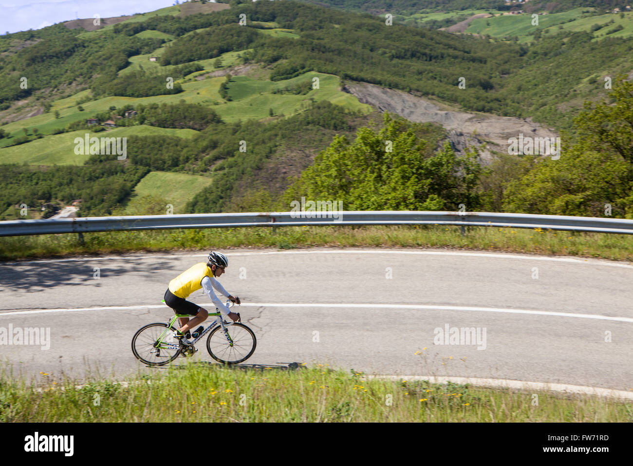 Cyclist sports on road hi-res stock photography and images - Alamy