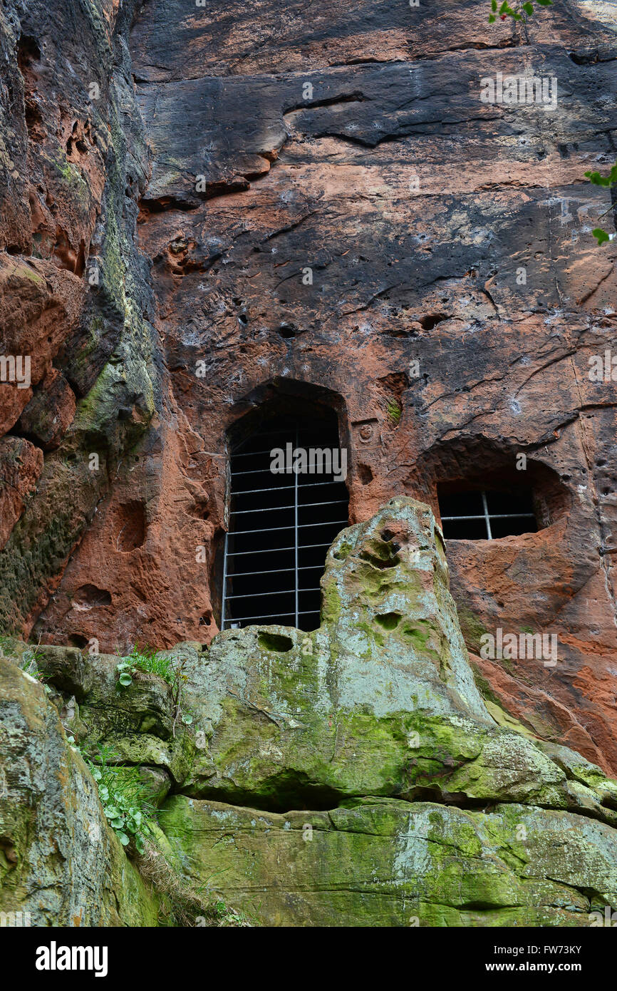 Humphrey kynastons cave hi-res stock photography and images - Alamy