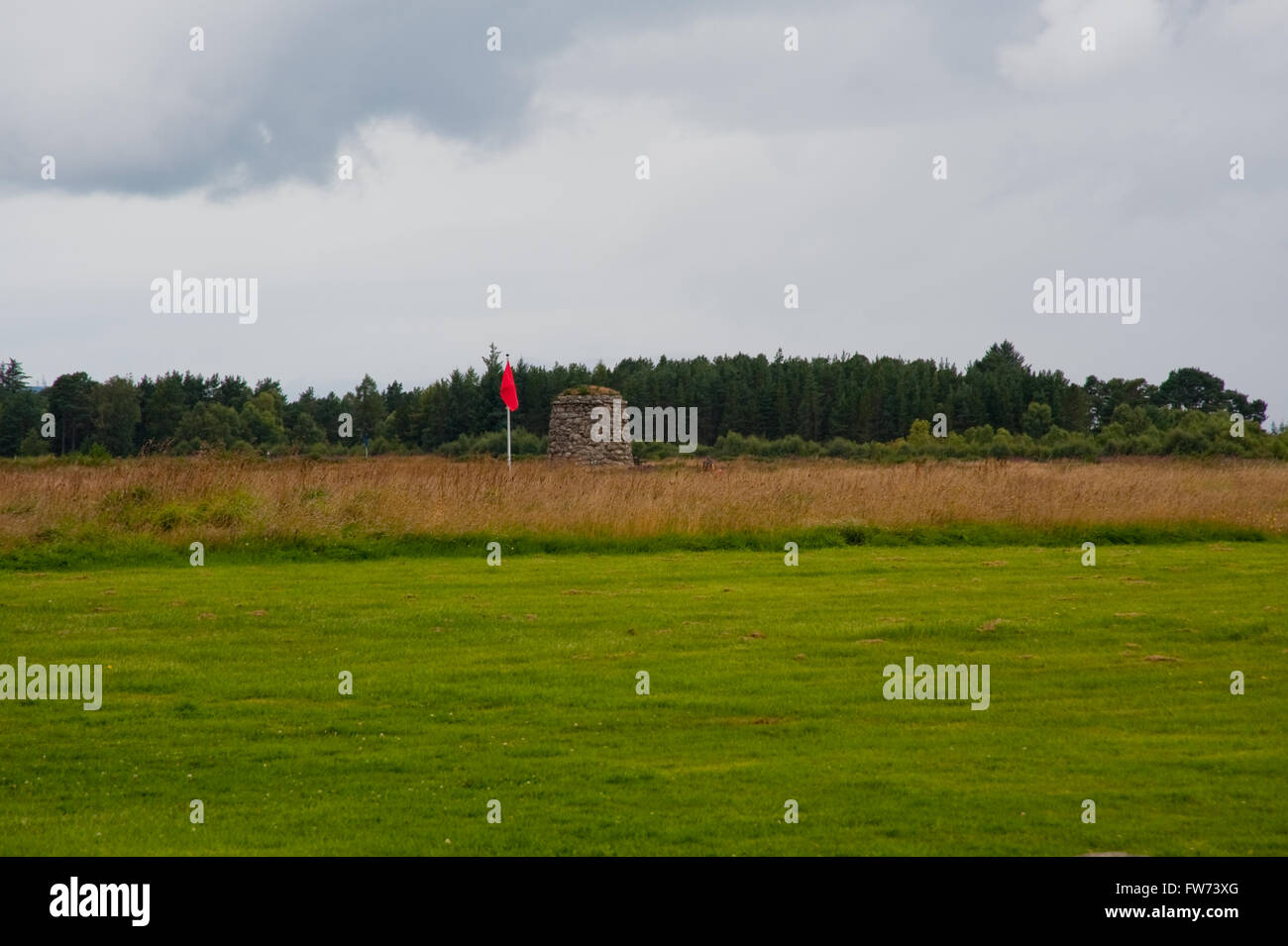 Battlefield of Culloden memorial cairn Stock Photo - Alamy