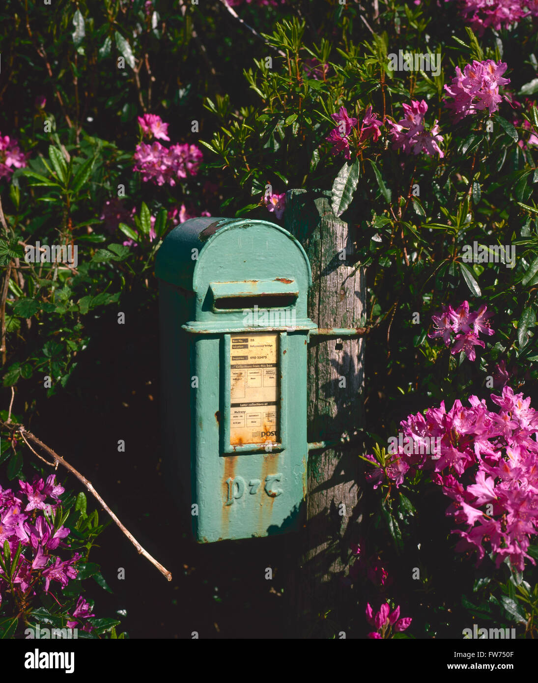 Old letter box hi-res stock photography and images - Alamy