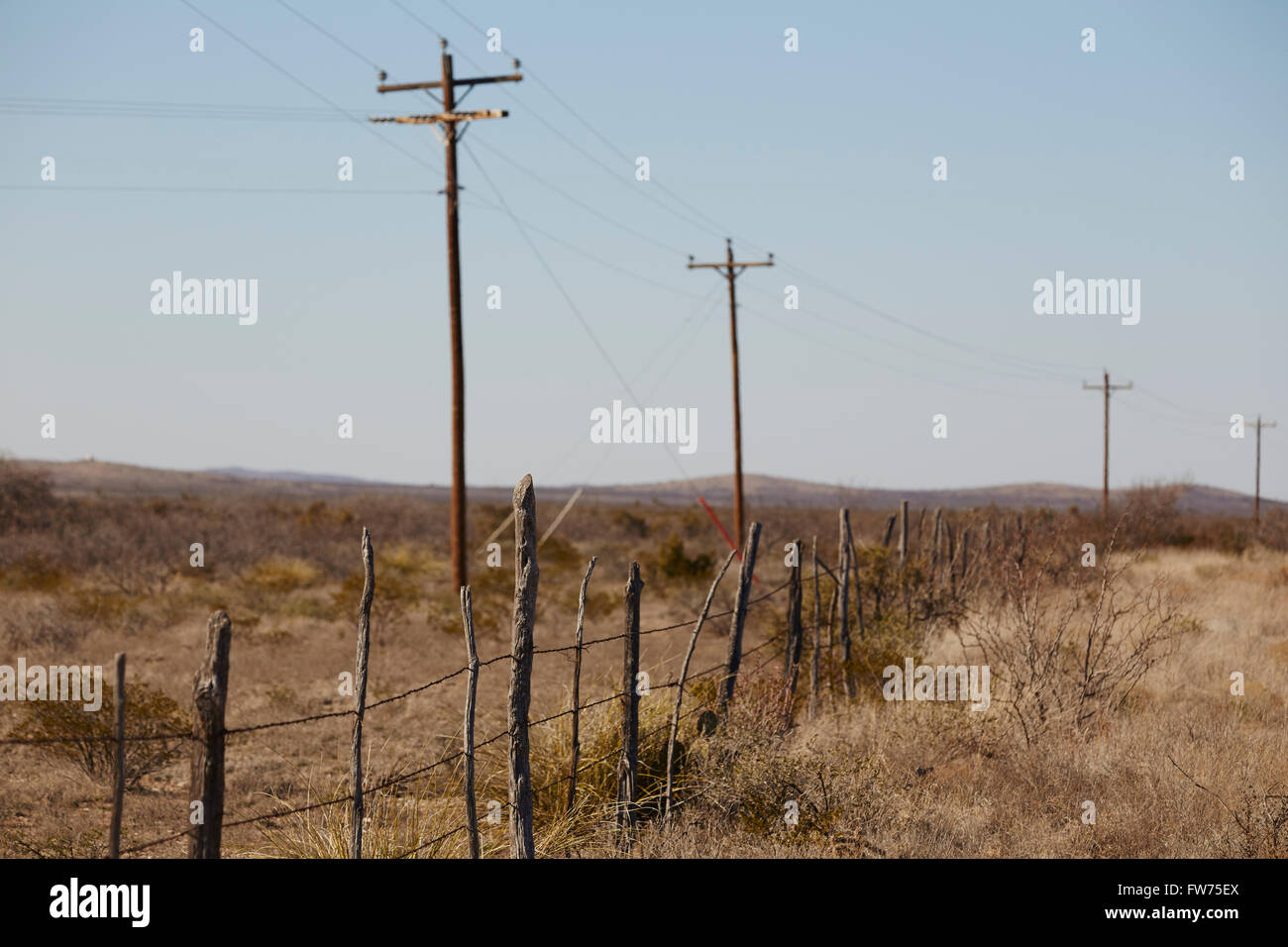 Texas rangeland wire hi-res stock photography and images - Alamy