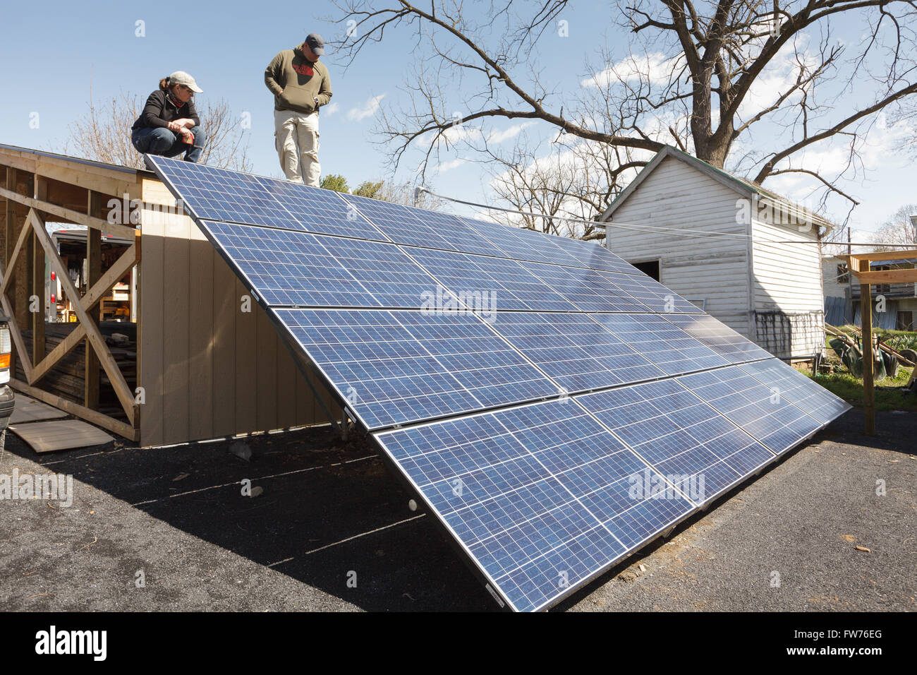 Construction solar panels hi-res stock photography and images - Alamy