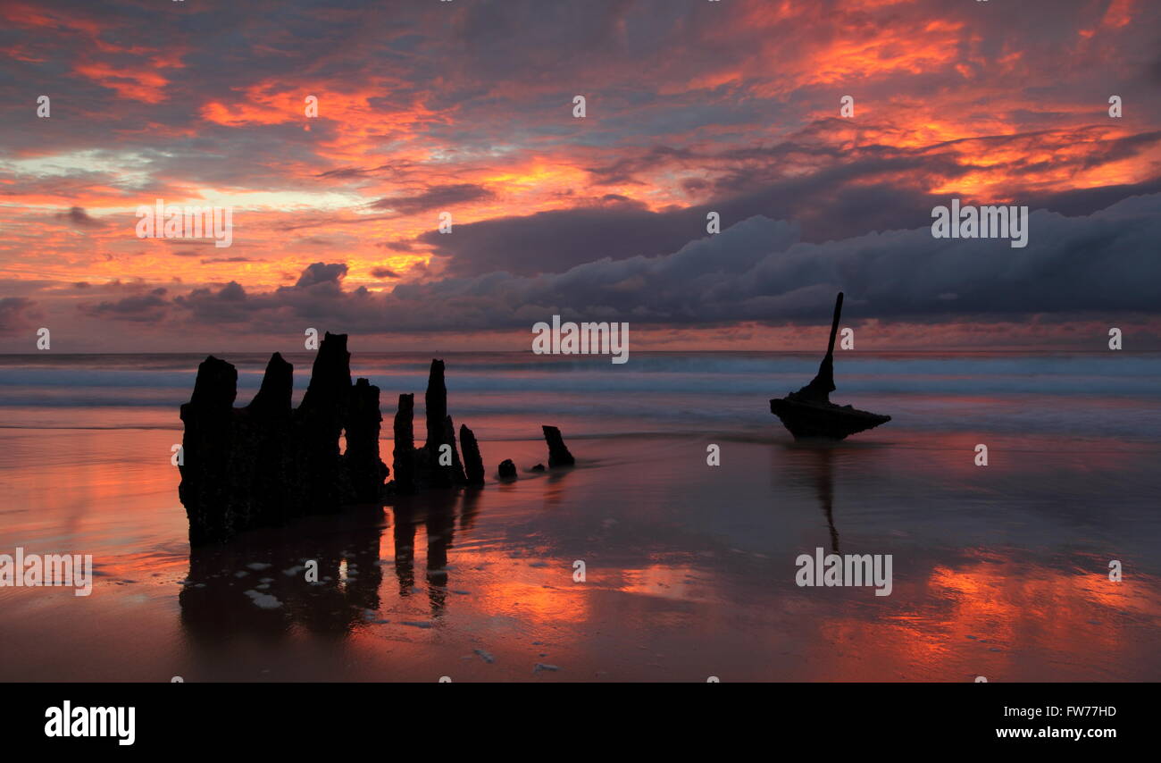 The wreck of the SS Dickey at dawn Stock Photo - Alamy