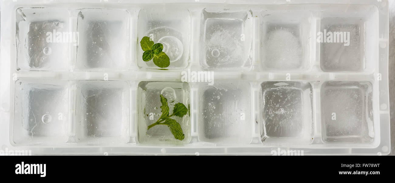 Ice making hi-res stock photography and images - Alamy