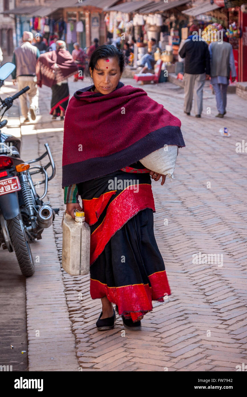 Nepal women traditional dress hi-res stock photography and images - Alamy