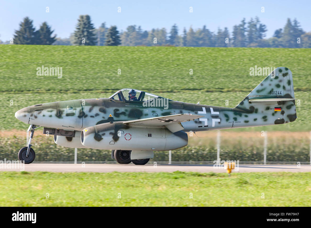 Messerschmitt Me-262 D-IMTT Schwalbe German jet fighter from World War ...