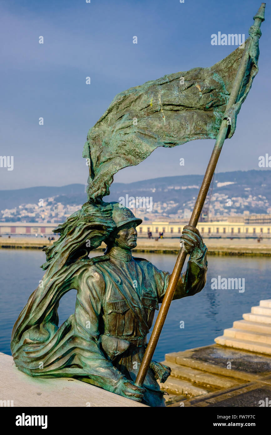 Bersagliere, Military First World War statue with the flag, Trieste ...