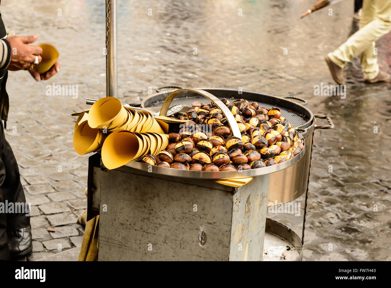 Roasted Chestnut Vendor High Resolution Stock Photography and Images ...