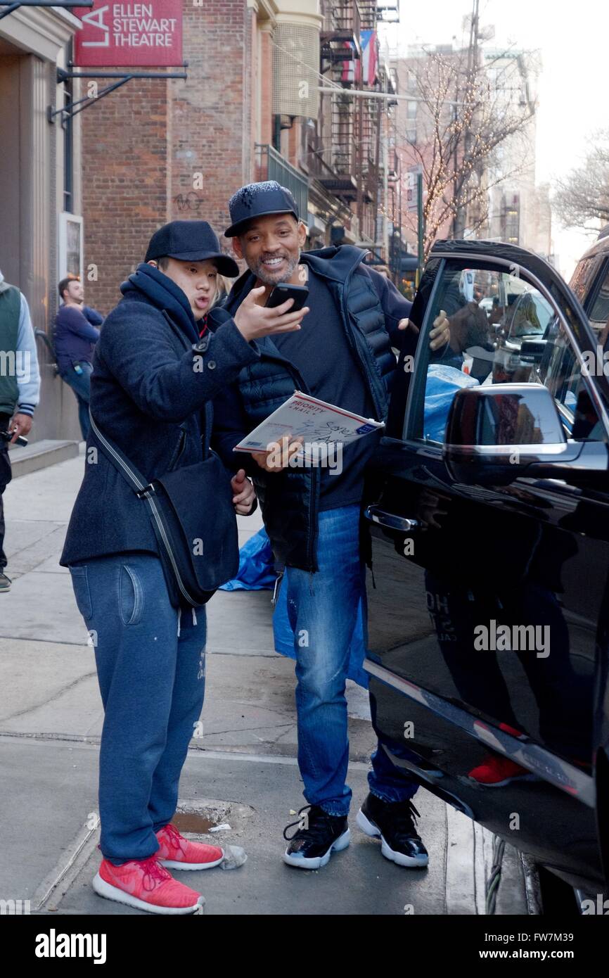 Will Smith on the set of Collateral Beauty Featuring: Will Smith Where ...