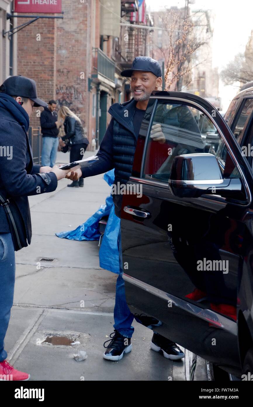 Will Smith on the set of Collateral Beauty Featuring: Will Smith Where ...