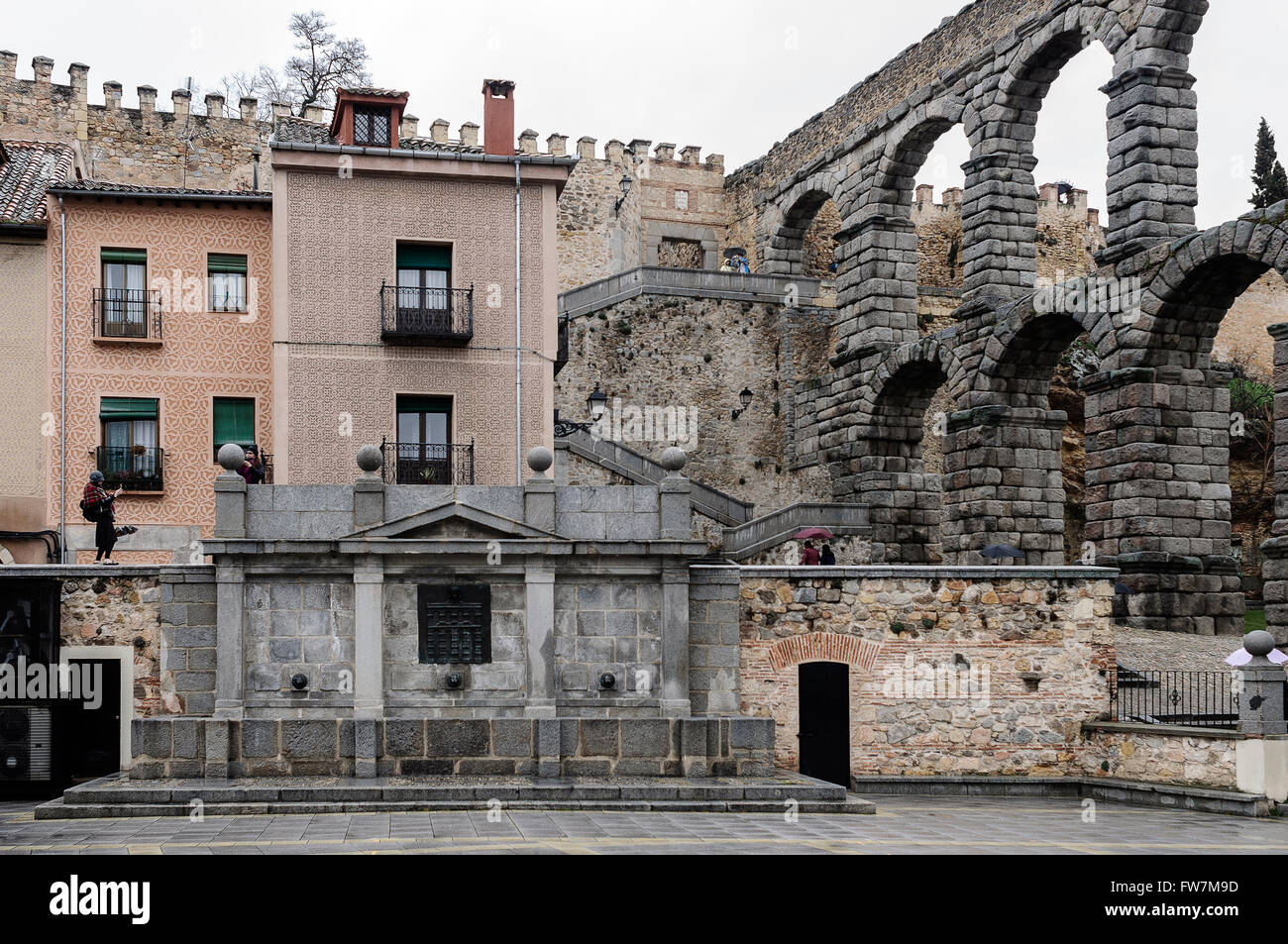 Roman aqueduct in Segovia, Castile and Leon, Spain Stock Photo - Alamy