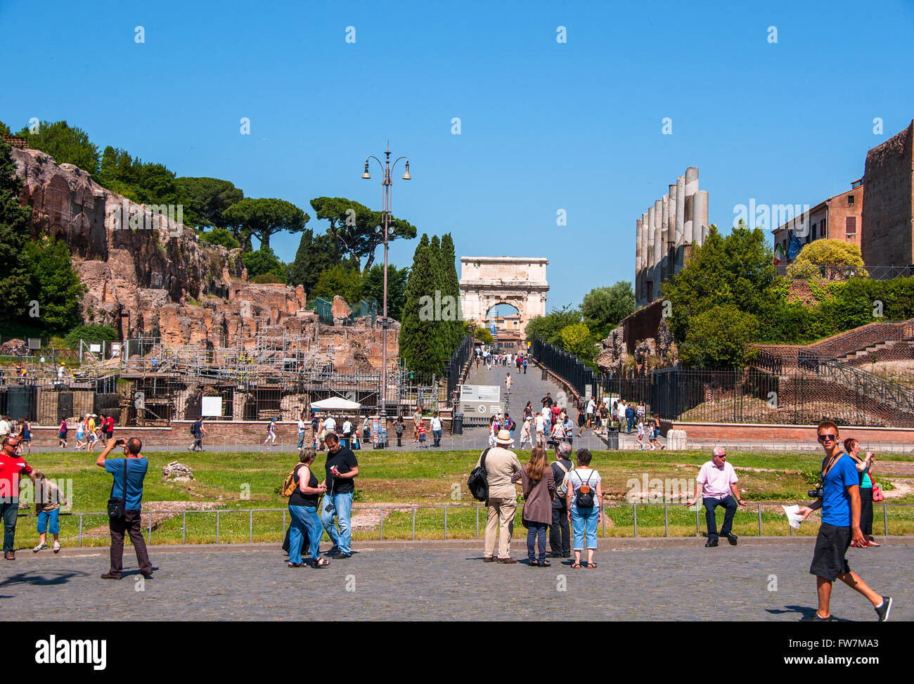 The square of the Colosseum in Rome. View of the arch of Titus Stock ...