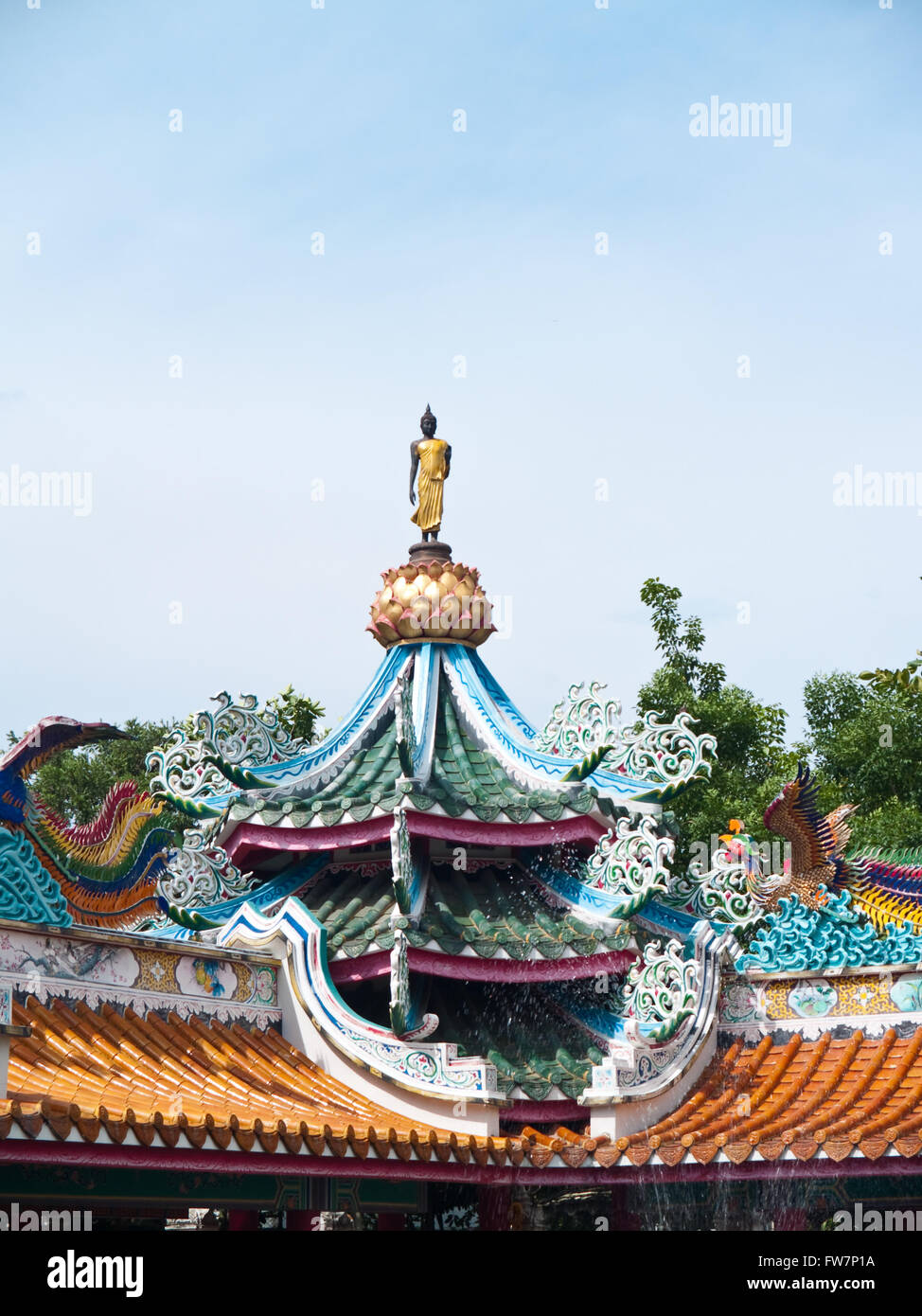 Buddha and lotus hi-res stock photography and images - Alamy