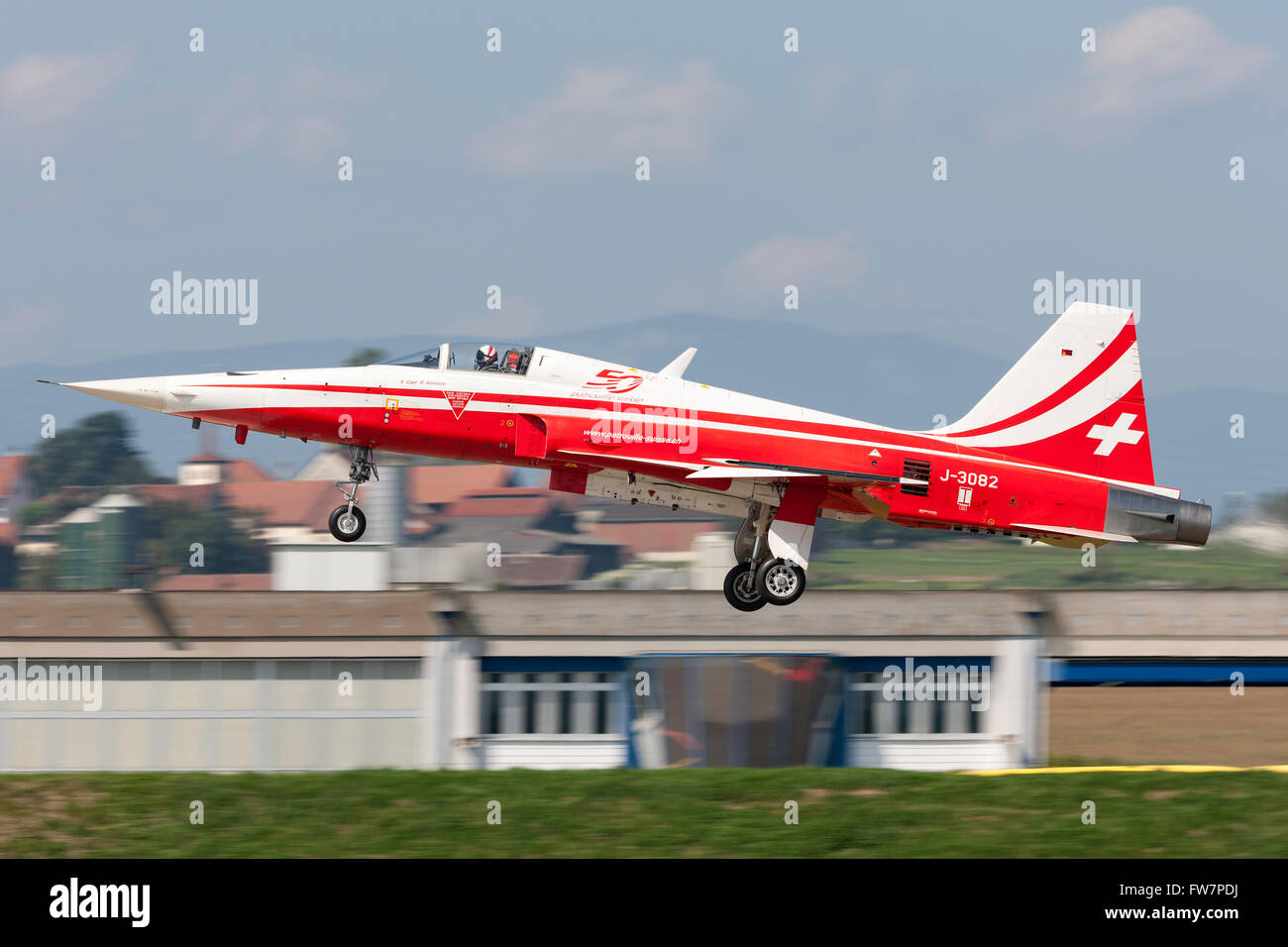 Northrop F-5 Tiger II jet aircraft J-3082 from Patrouille Suisse, the ...