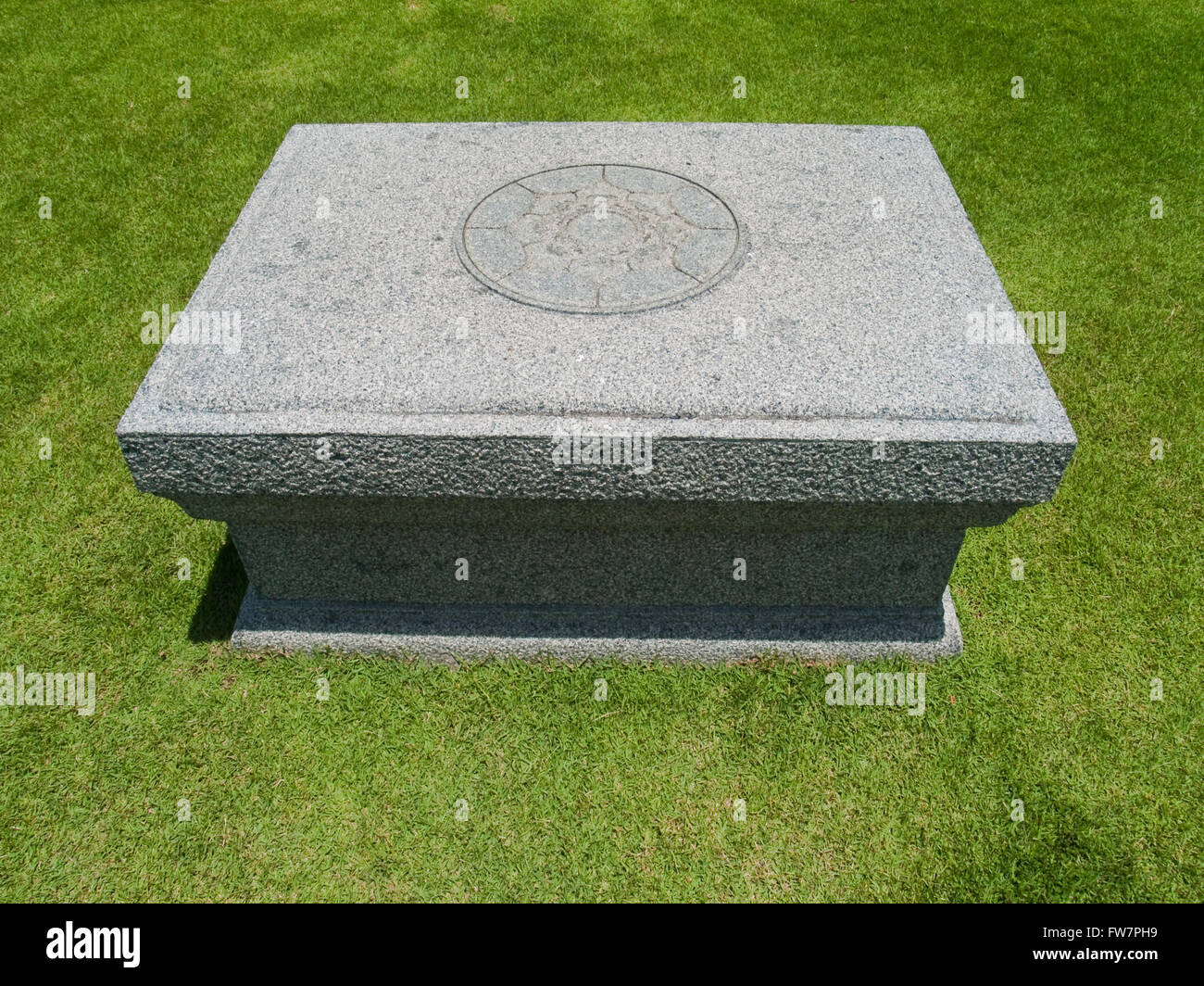 Stone table on grassland Stock Photo - Alamy