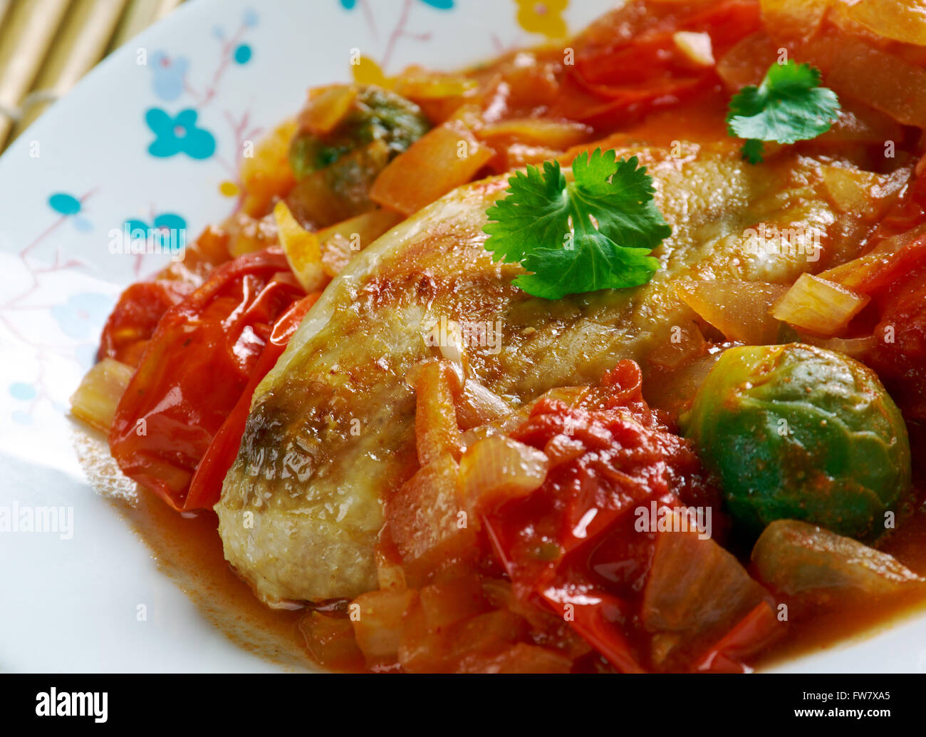 Basque chicken hi-res stock photography and images - Alamy