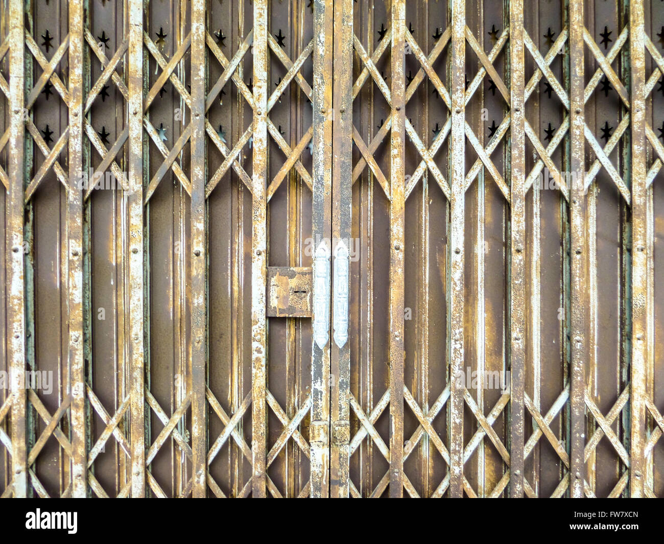 Car door hinge hi-res stock photography and images - Alamy