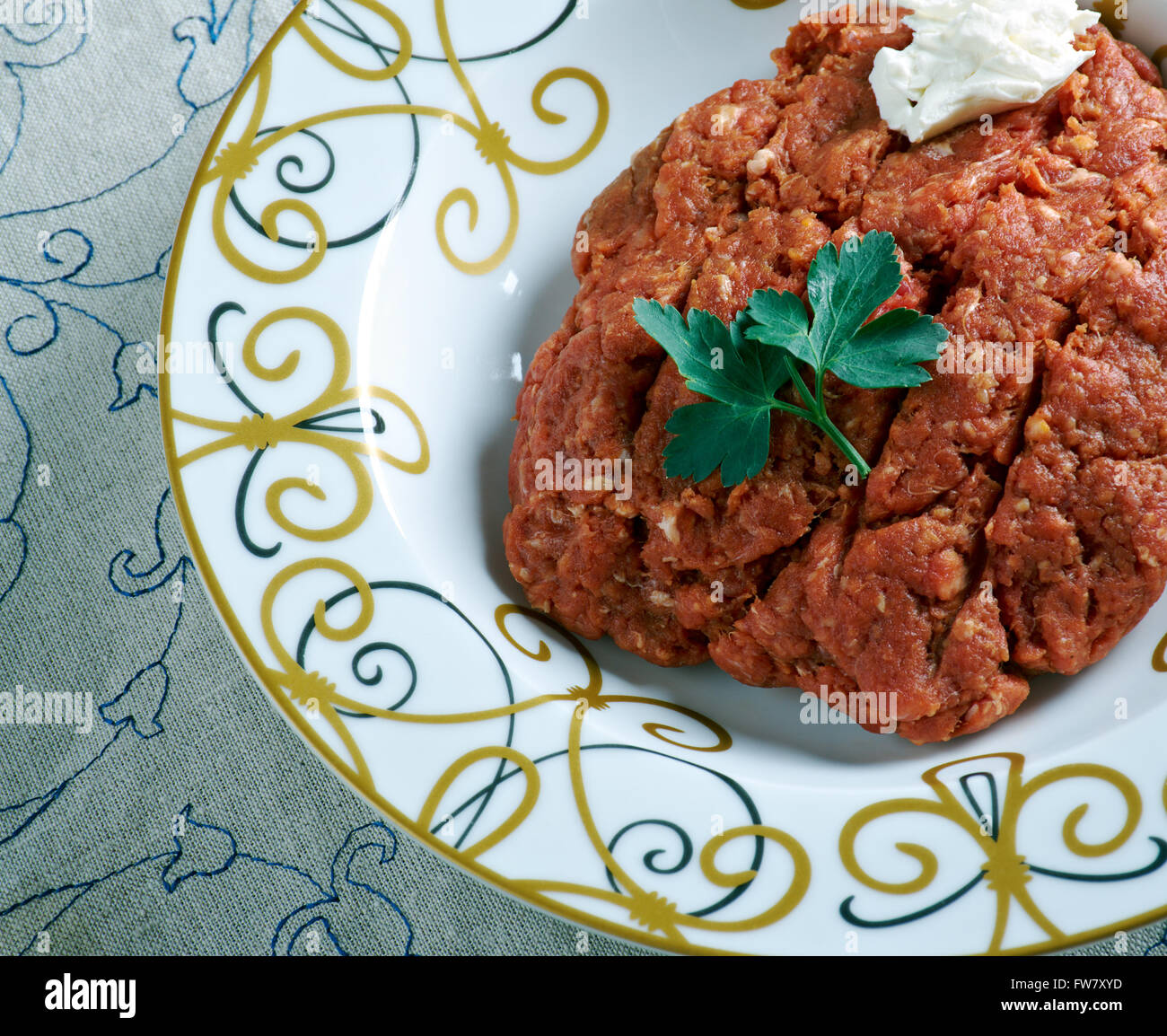 Kibbeh nayeh - Lebanese and common Levantine mezze. It consists of ...