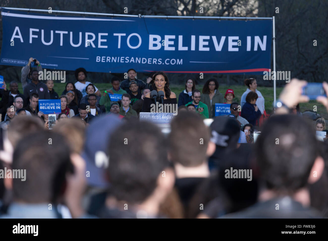 New York, USA. 31st March, 2016. Rosario Dawson speaks during Senator ...