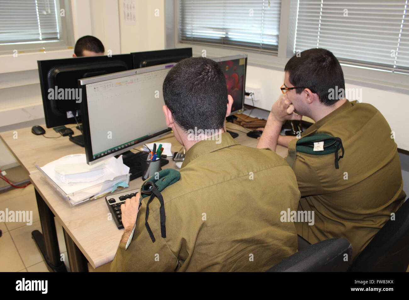 Tel Aviv, Israel. 29th Mar, 2016. Members of the Israel Defense Forces ...