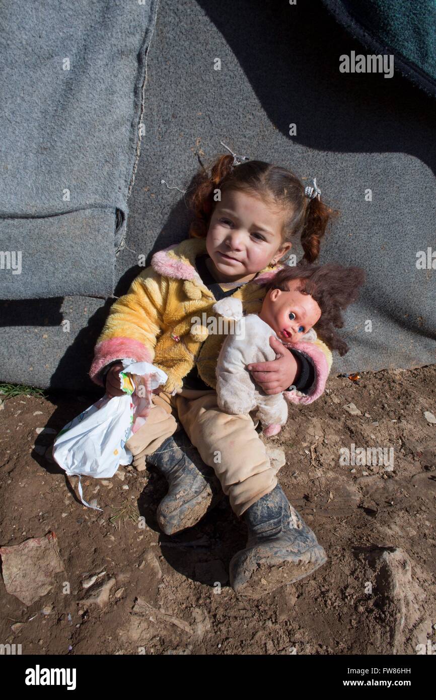 Refugee child in a refugee camp in Northern Iraq Stock Photo - Alamy
